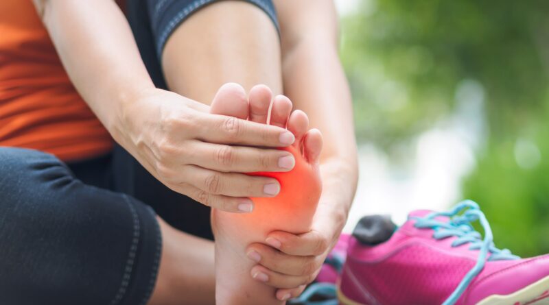 How to relieve foot pain at home?! - Let's Do It Yourself